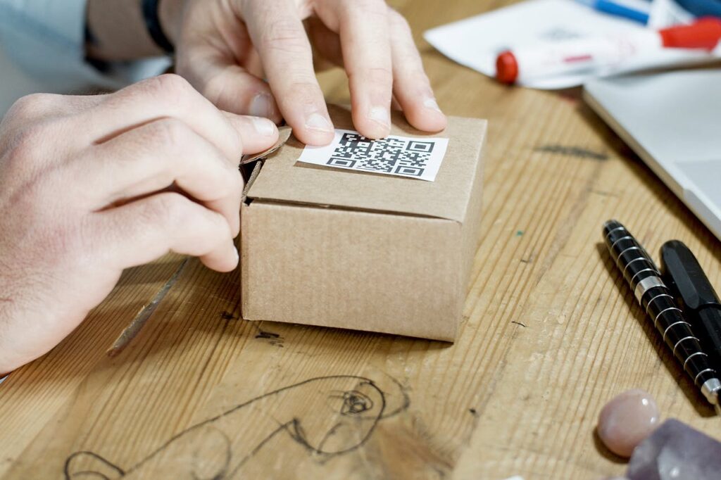 Smart packaging: qr code, RFID, NFC | DCommerce